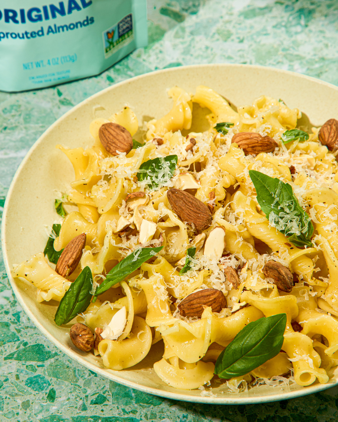 Lemon Pasta - Daily Crunch